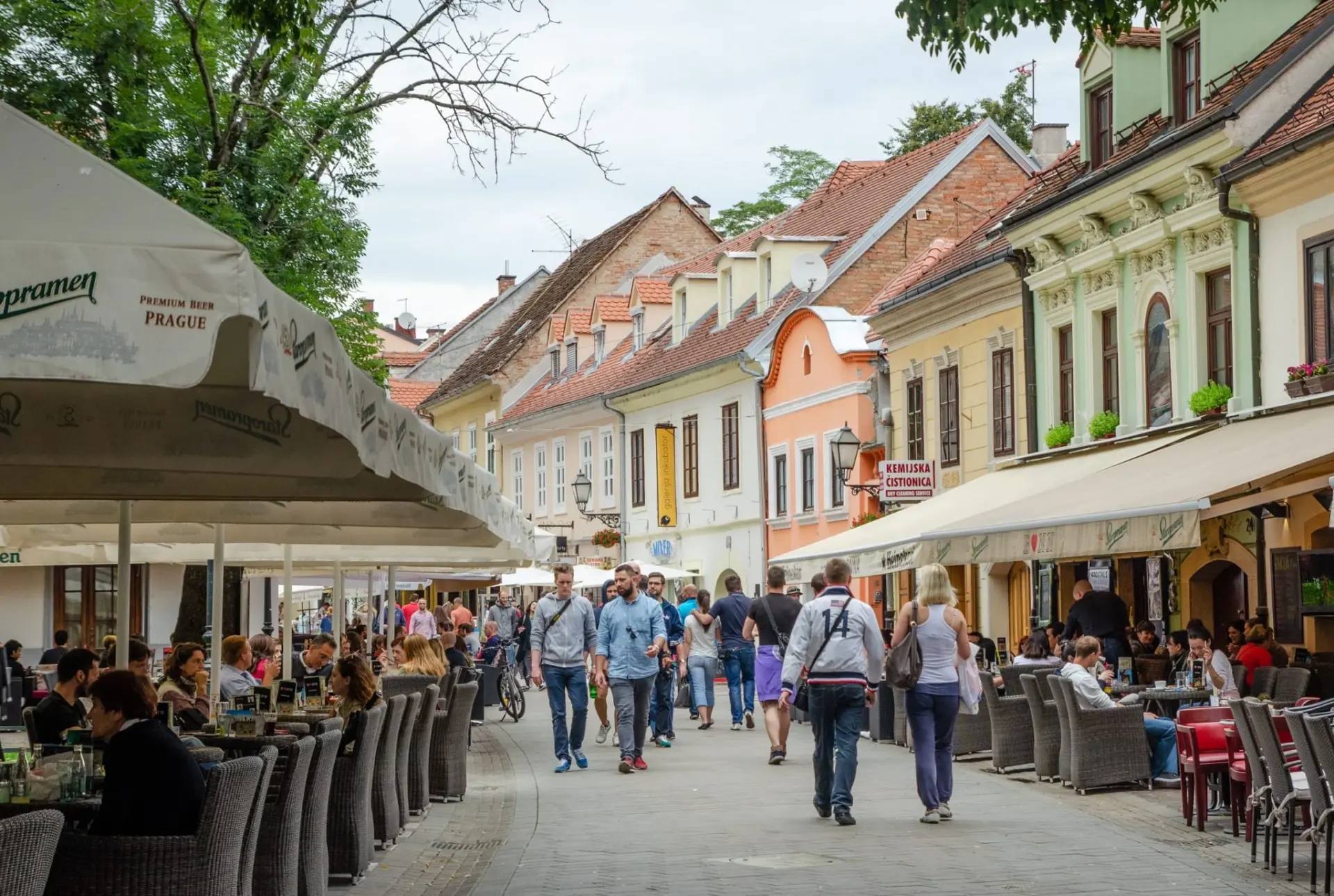 ODLOMCI SREDOM: Nisu željeli da im djeca budu izložena netrpeljivosti ...